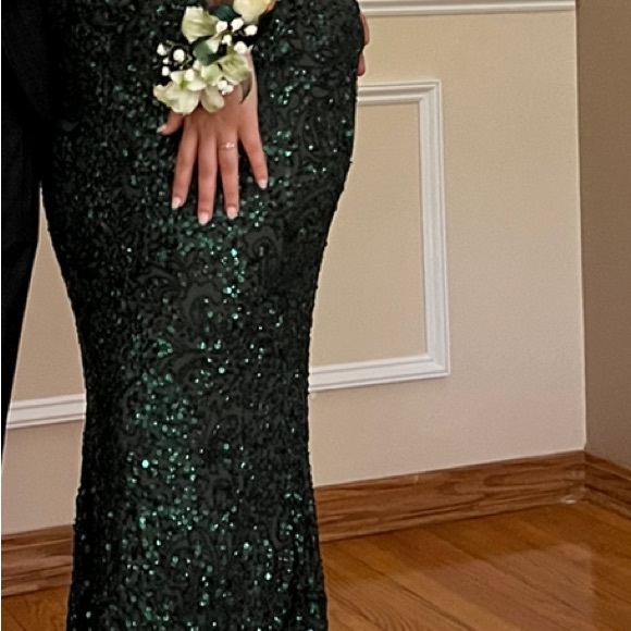 aleta | Dresses | Forest Green Aleta Prom Dress | Poshmark
